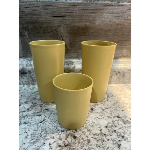 Tupperware | Dining | 3 Vintage Tupperware Cups | Poshmark